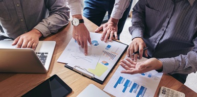 The 10 Best Small Business Groups for Networking | Insureon