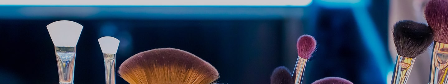 Makeup Artist Insurance: Get Fast & Free Quotes | Insureon